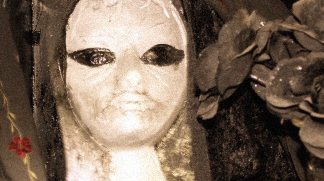 DIY Haunted Mansion-Style Hollow Face Bust – GeekDad