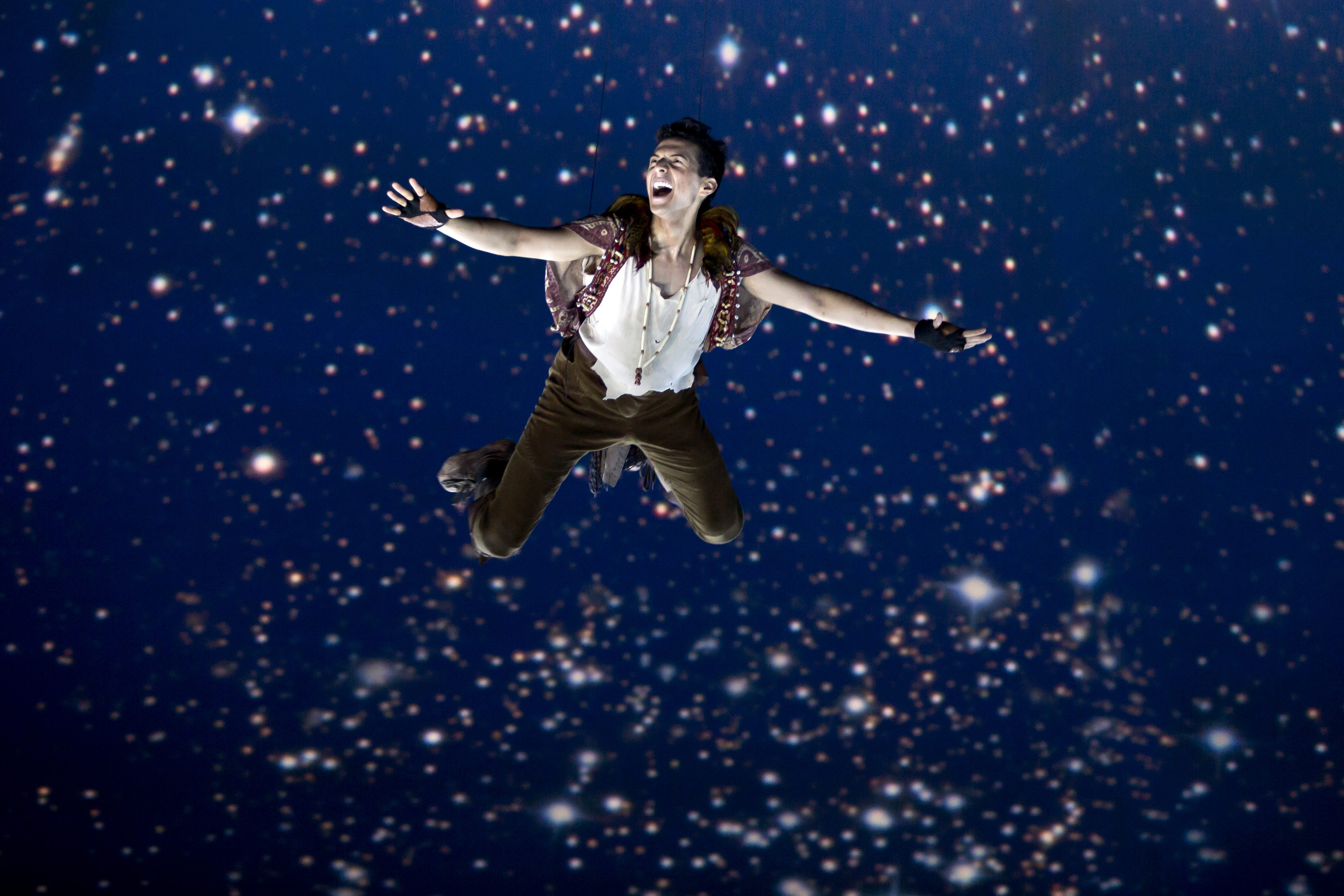 High-Tech, Acrobatic Production Brings 'Peter Pan' to New Heights – GeekDad