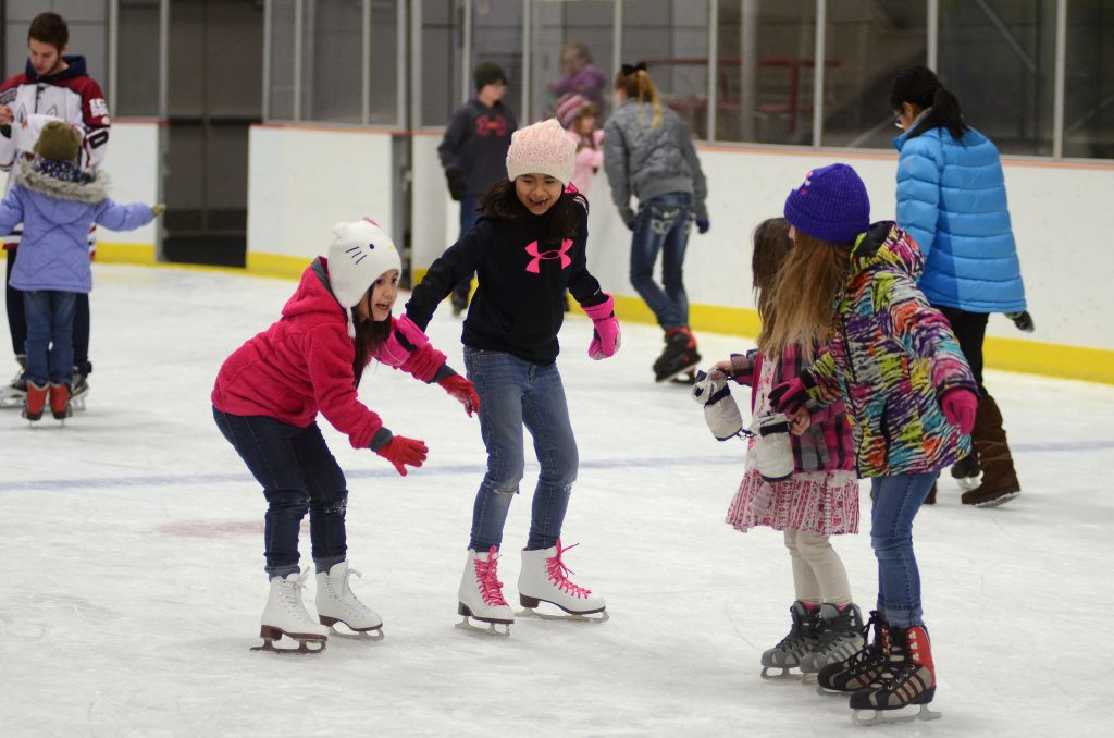 The Hard Data on Ice Skating Injuries Says: Wear a Helmet! – GeekDad