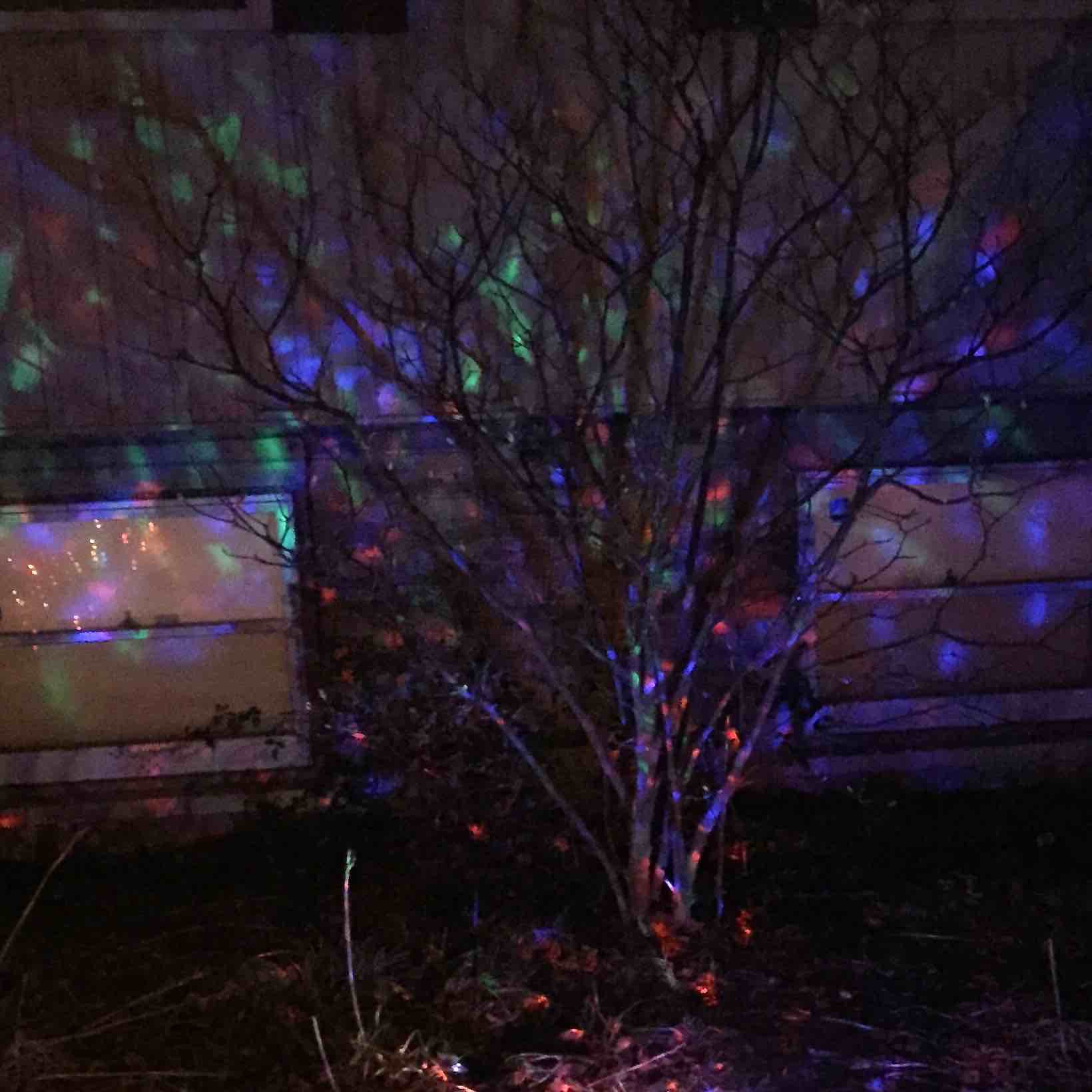 AppLights Projection Spotlight: Inexpensive, App-Controlled Christmas ...