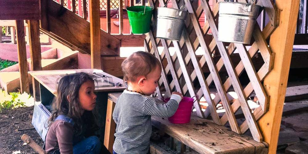 ‘Mud Kitchen in a Day’ Book Review – GeekDad