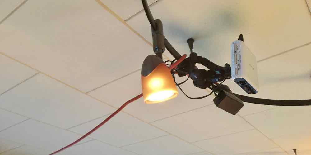 Turn Your Table Top Into an Interactive Display with the Touchjet Pond ...