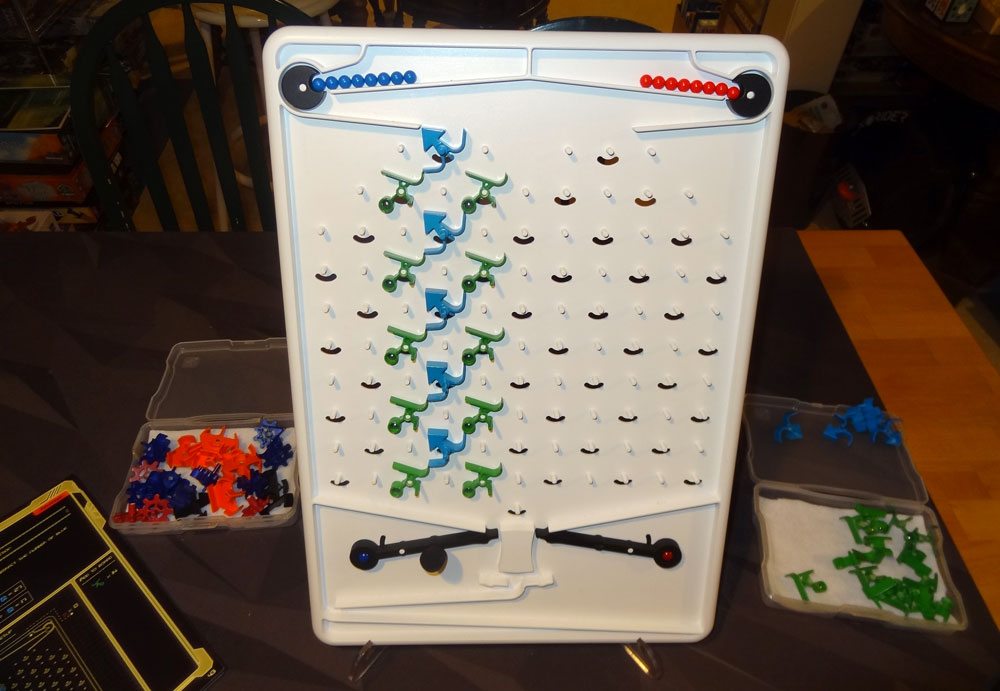 Kickstarter Alert: Program a Mechanical Computer With ‘Turing Tumble ...