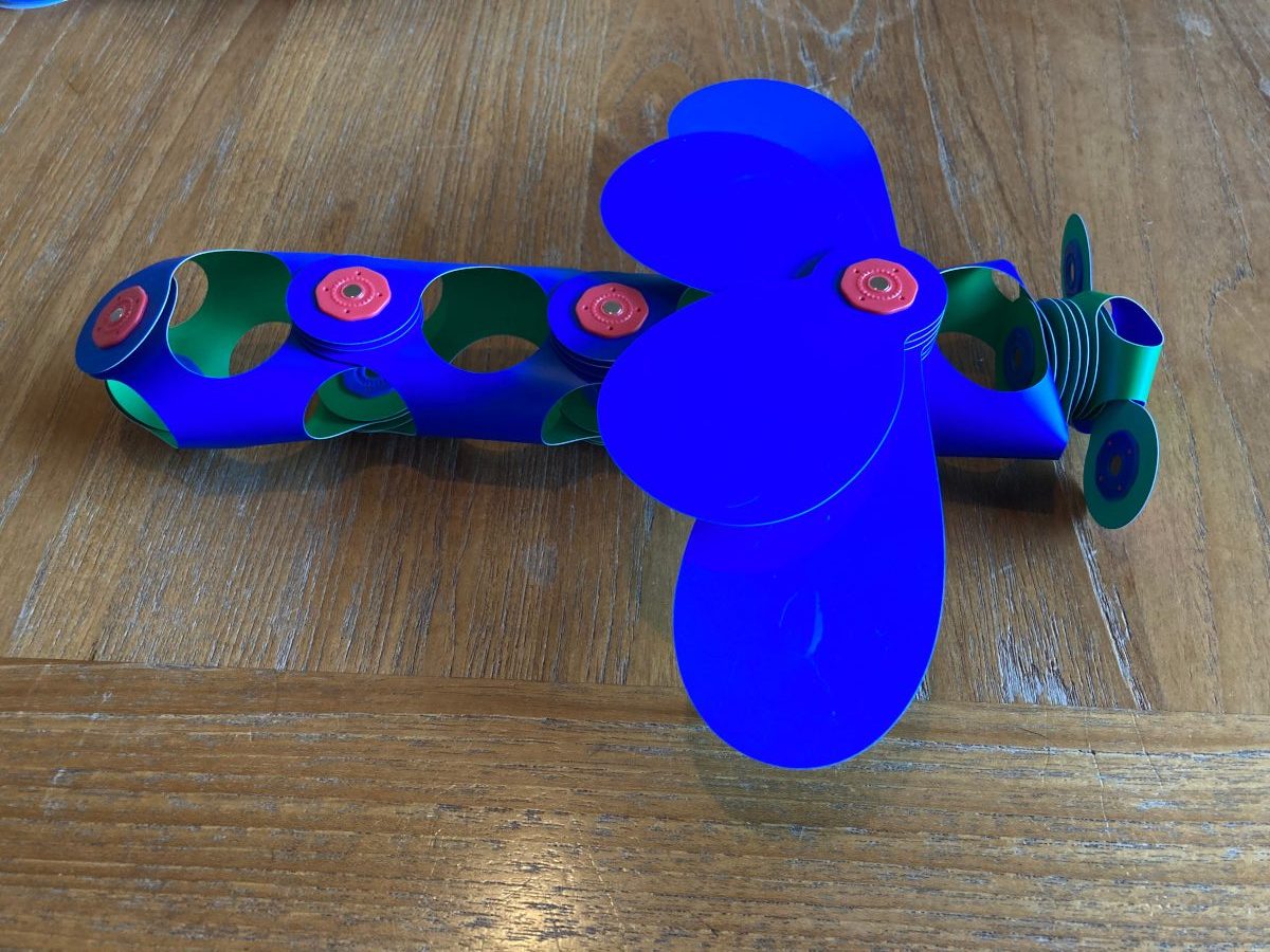 GeekMom: Clixo: A Fun Magnetic Toy in a Small Package – GeekDad