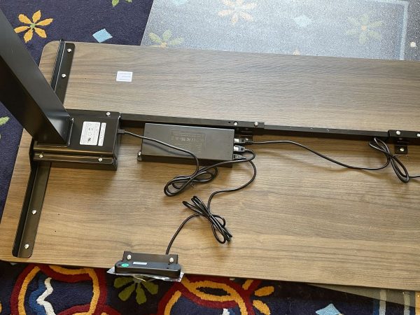 Work Smarter With the FlexiSpot Pro Series Standing Desk – GeekDad