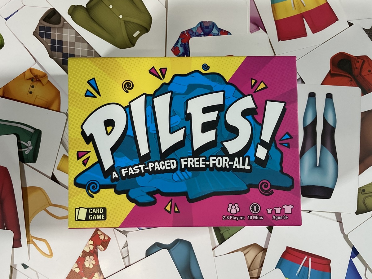 The New Card Game ‘Piles!’ Makes Sorting Laundry Fun – GeekDad