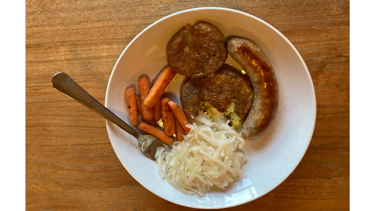 ‘Heroes’ Feast’ Cookbooks – Official ‘D&D’ Cookbooks Are a Treat – GeekDad