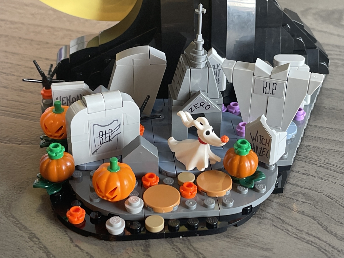 Click that Brick: Kidnap the Sandy Claws With LEGO Ideas Disney Tim ...