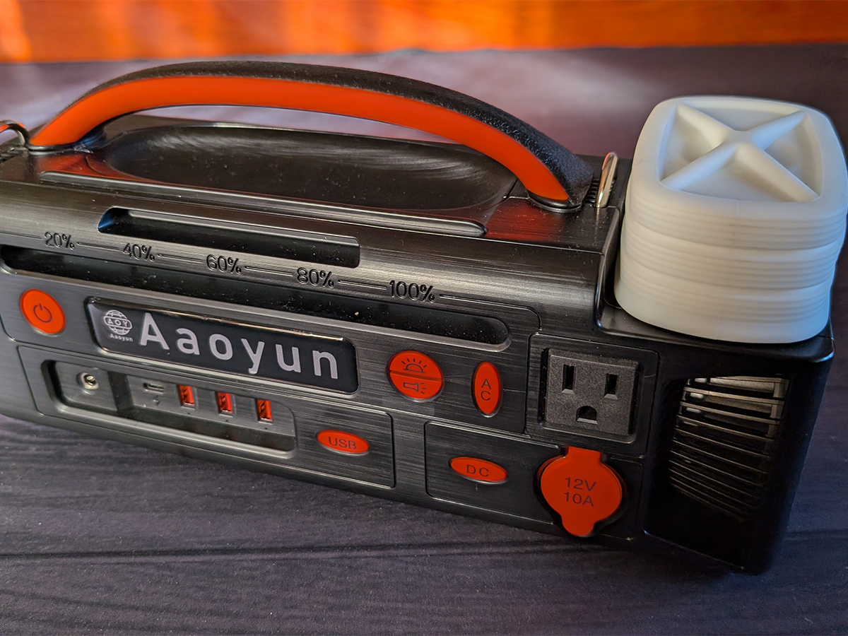 Keep Everything Charged with the Aaoyun Portable Power Station – GeekDad